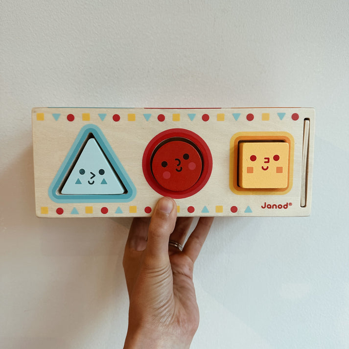 Geometric Shapes Box – Murray & Finn